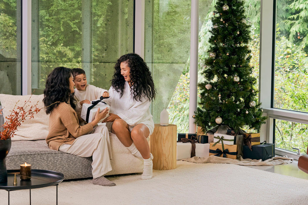 Songs and Scents for the Holidays – Vitruvi